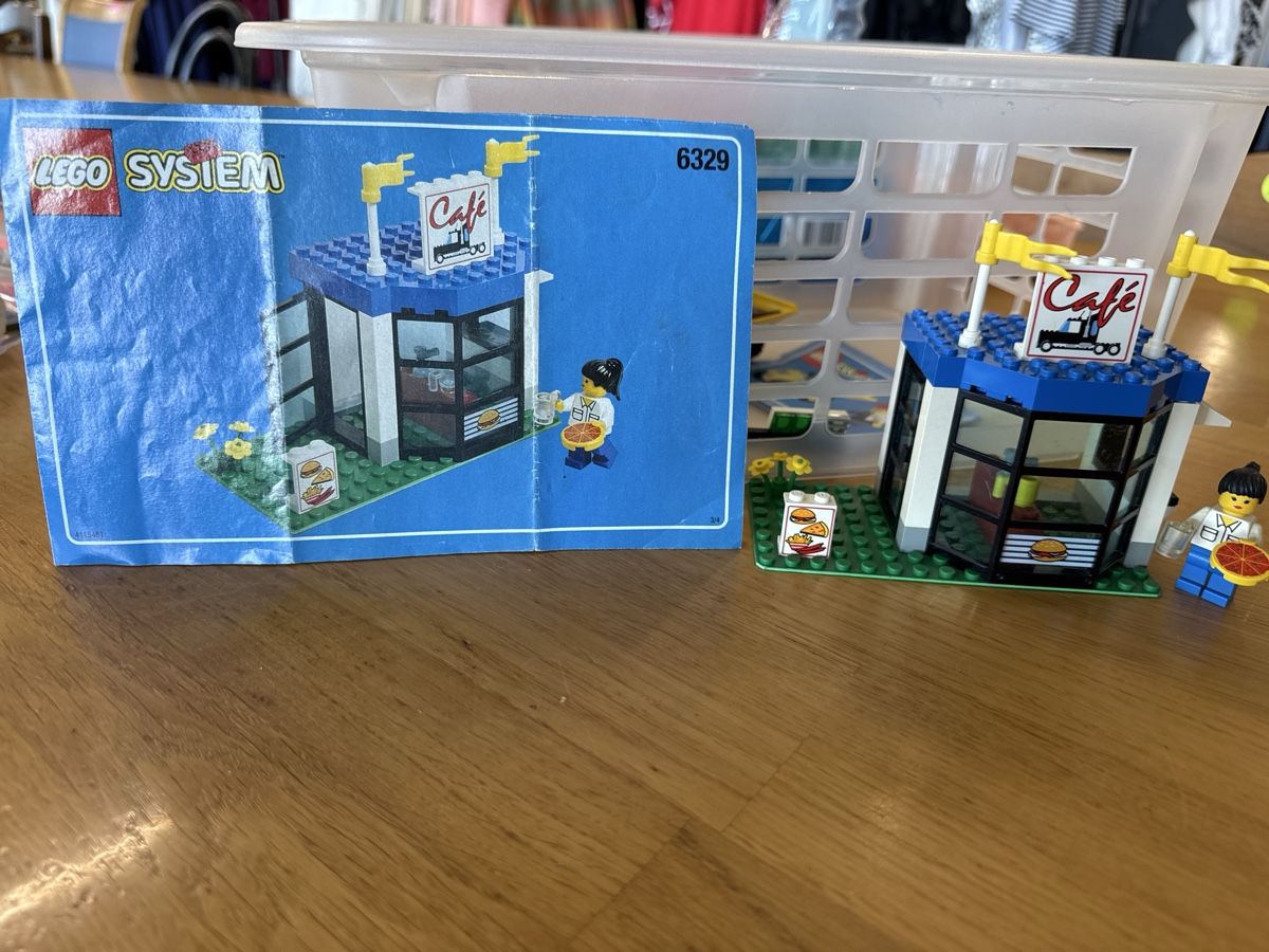 Lego System 6329 - Cafe - Komplett mit Bauanleitung! (Gebraucht) in ...