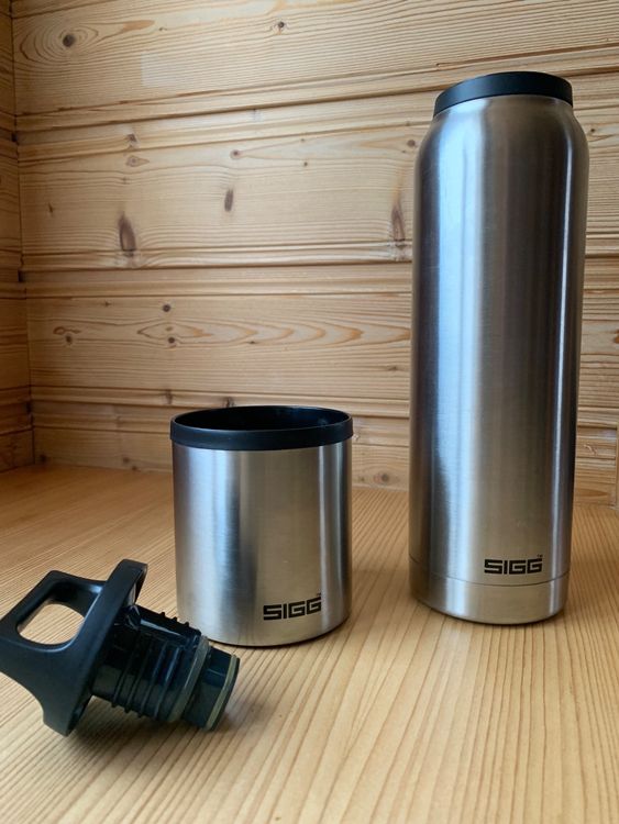 SIGG Thermoflasche Trinkflasche Isolierbehälter 750 ml (Gebraucht) in für CHF 5 – mit Lieferung ...