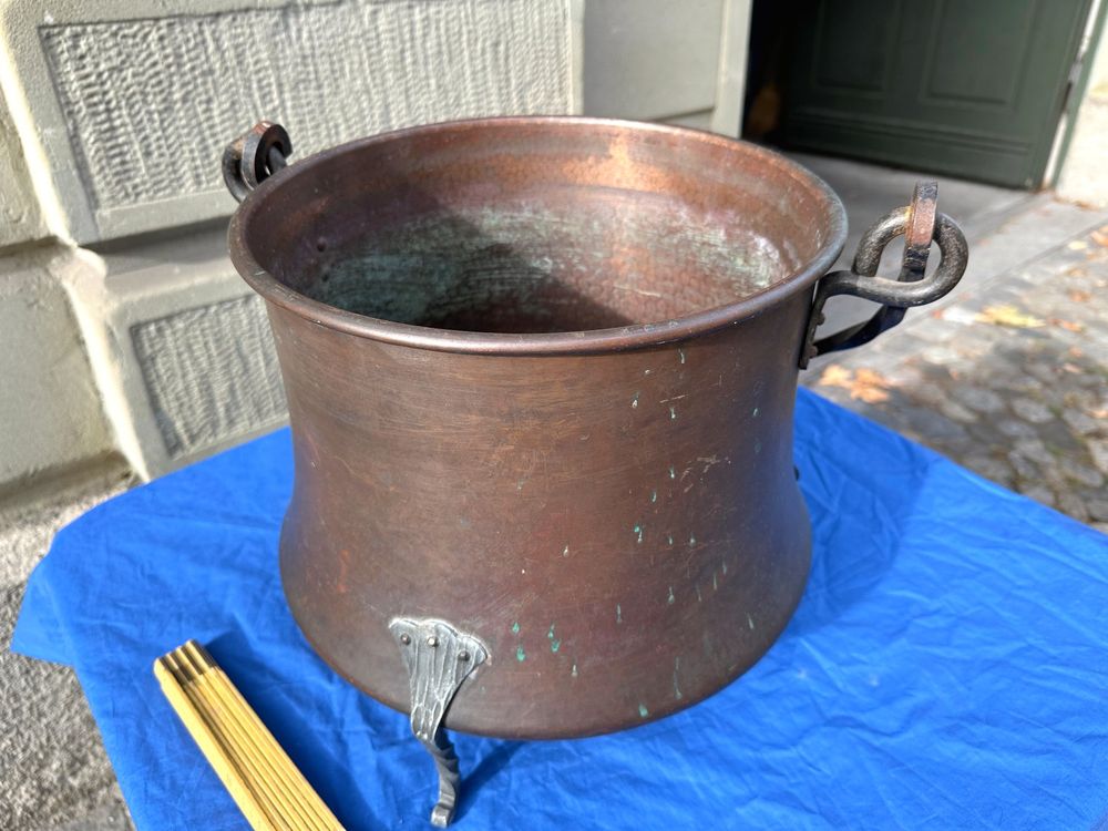 alter Kupfertopf mit Henkel + auf Dreibein Schmiedeisen | Kaufen auf Ricardo