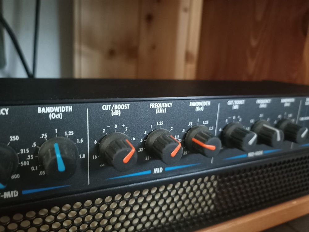 DBX 242 Parametric EQ (Designed by Bob Orban!) | Acheter sur Ricardo