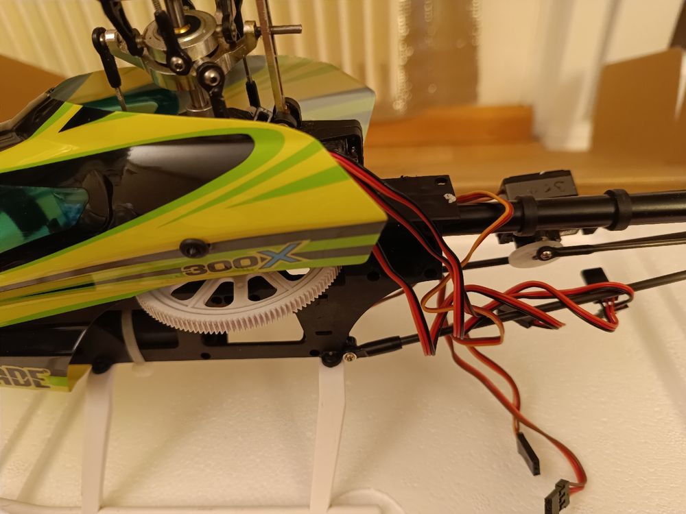 Blade 300X (Gebraucht) in Lausen für CHF 39 – mit Lieferung auf Ricardo ...