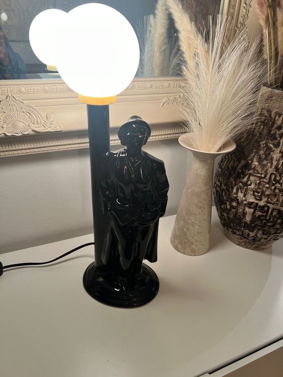 Schwarze Art Deco Lampe, 80er Keramik, Frauen Lamp (Gebraucht) in ...