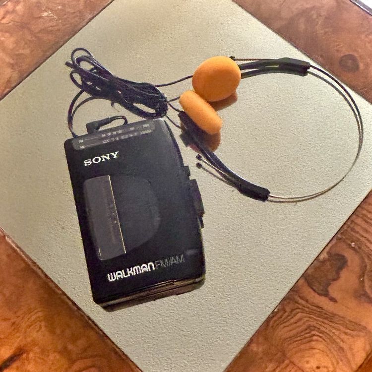 Walkman Sony WM-FX10 AM/FM (VINTAGE) (Gebraucht) in nyon für CHF 220 ...