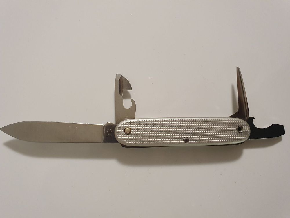 Elsener Schwyz Victoria WK 73 (Neu (gemäss Beschreibung)) in Ardon für ...