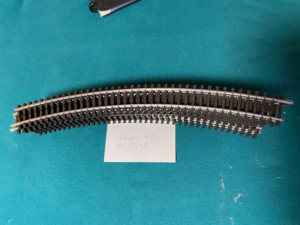 Märklin 2241 HO K-Gleis (Gebraucht) in Oeschgen für CHF 21 – mit ...