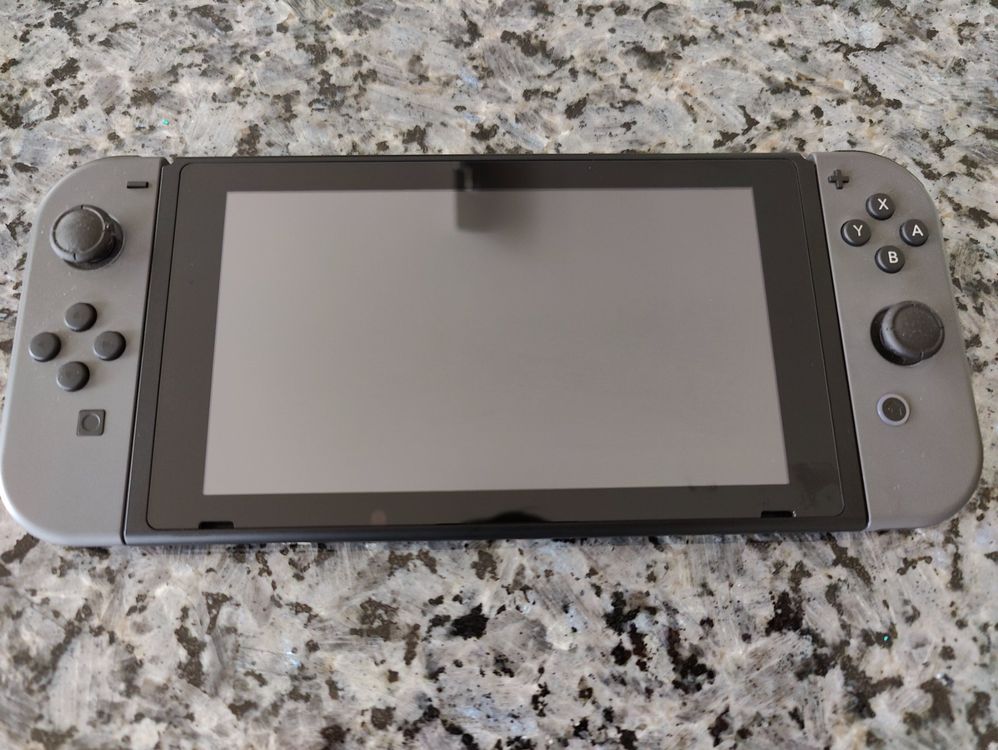 Nintendo Switch Grey HAC-001 (Gebraucht) in Dintikon für CHF 195 – mit ...