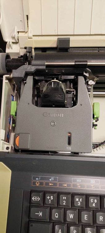 Canon ES 5 Schreibmaschine (Gebraucht) in Horgen für CHF 1 – nur ...