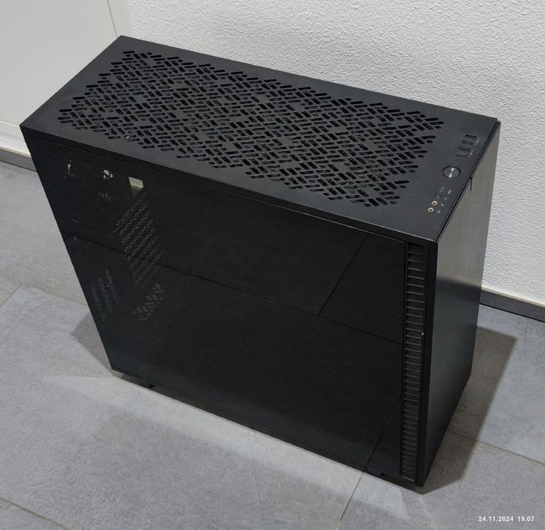 Fractal Define 7 XL Black TG Dark (Gebraucht) in Tann für CHF 99 – nur ...