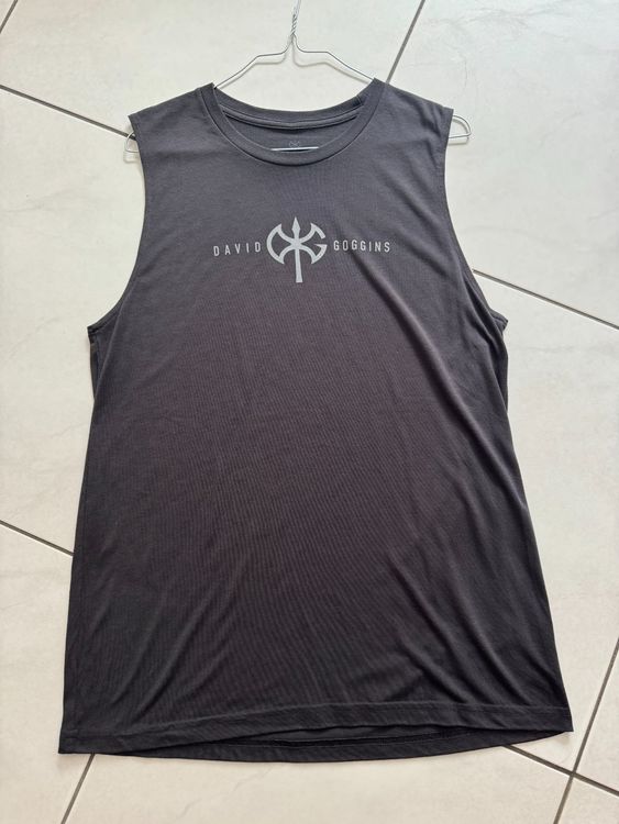 WIE NEU: GOGGINS Tank Top - STAY HARD - grau - Gr. M (Gebraucht) in Maienfeld für CHF 5.9 – mit ...