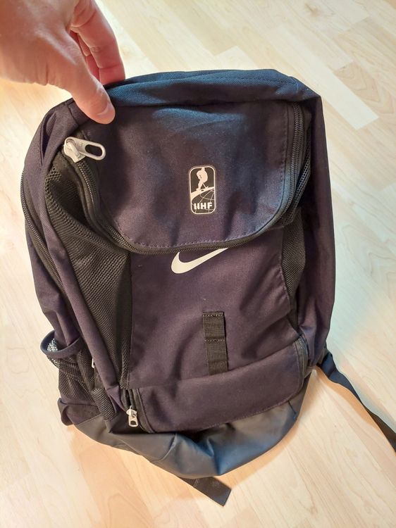 Nike Club Team Swoosh, IIHF-Edition, Top Zustand! (Neu und ...