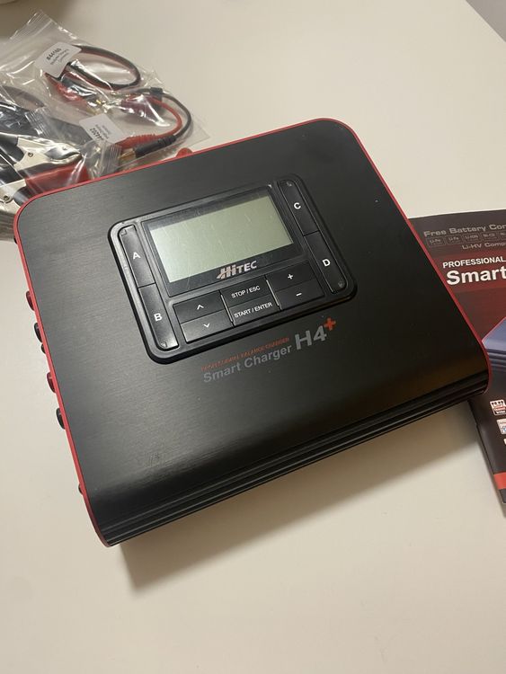Hitec Chargeur RC lipo 150W x 4 | Kaufen auf Ricardo
