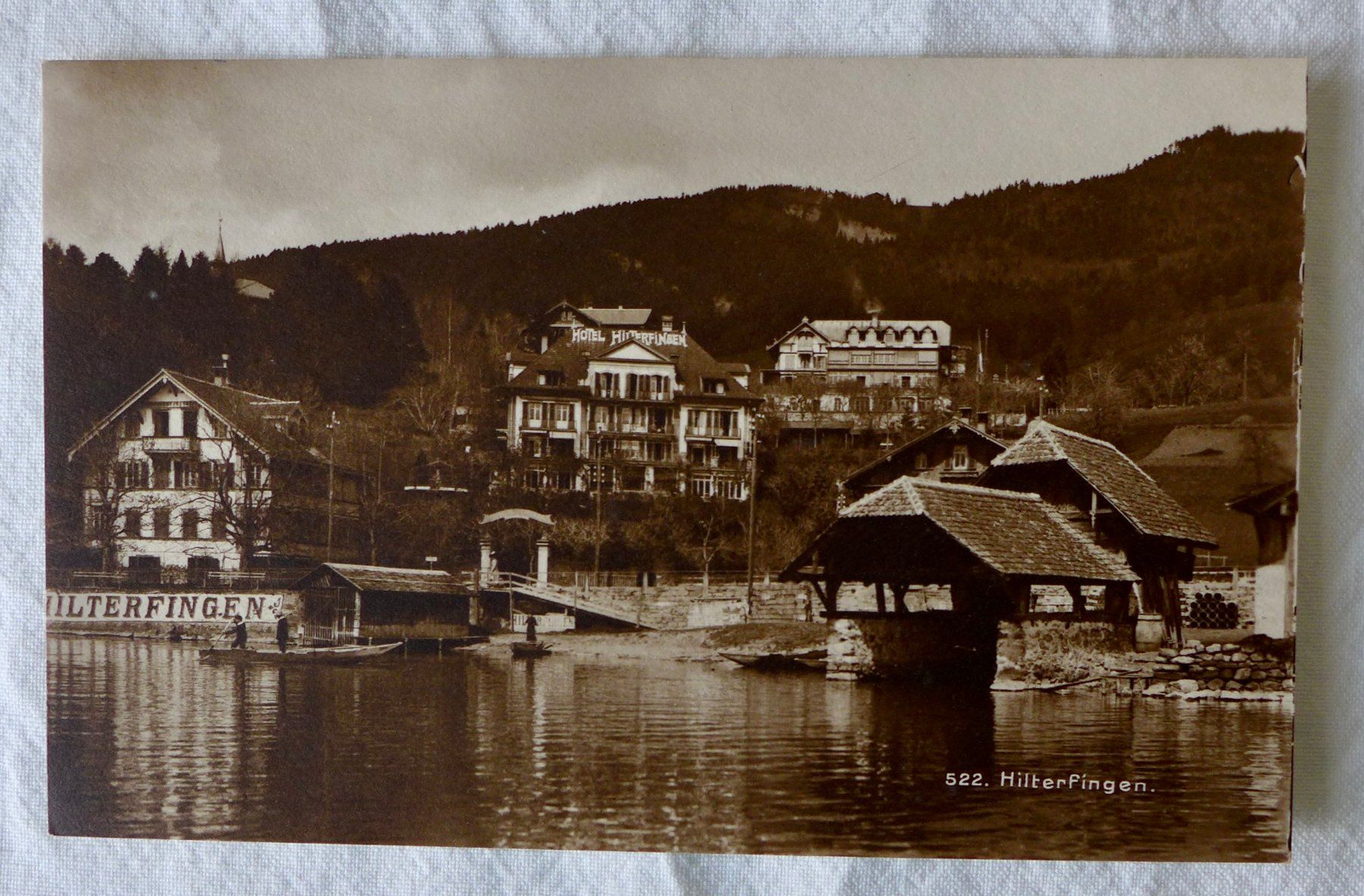 AK HILTERFINGEN BE, Hotel vom See aus gesehen (Gebraucht) in ...