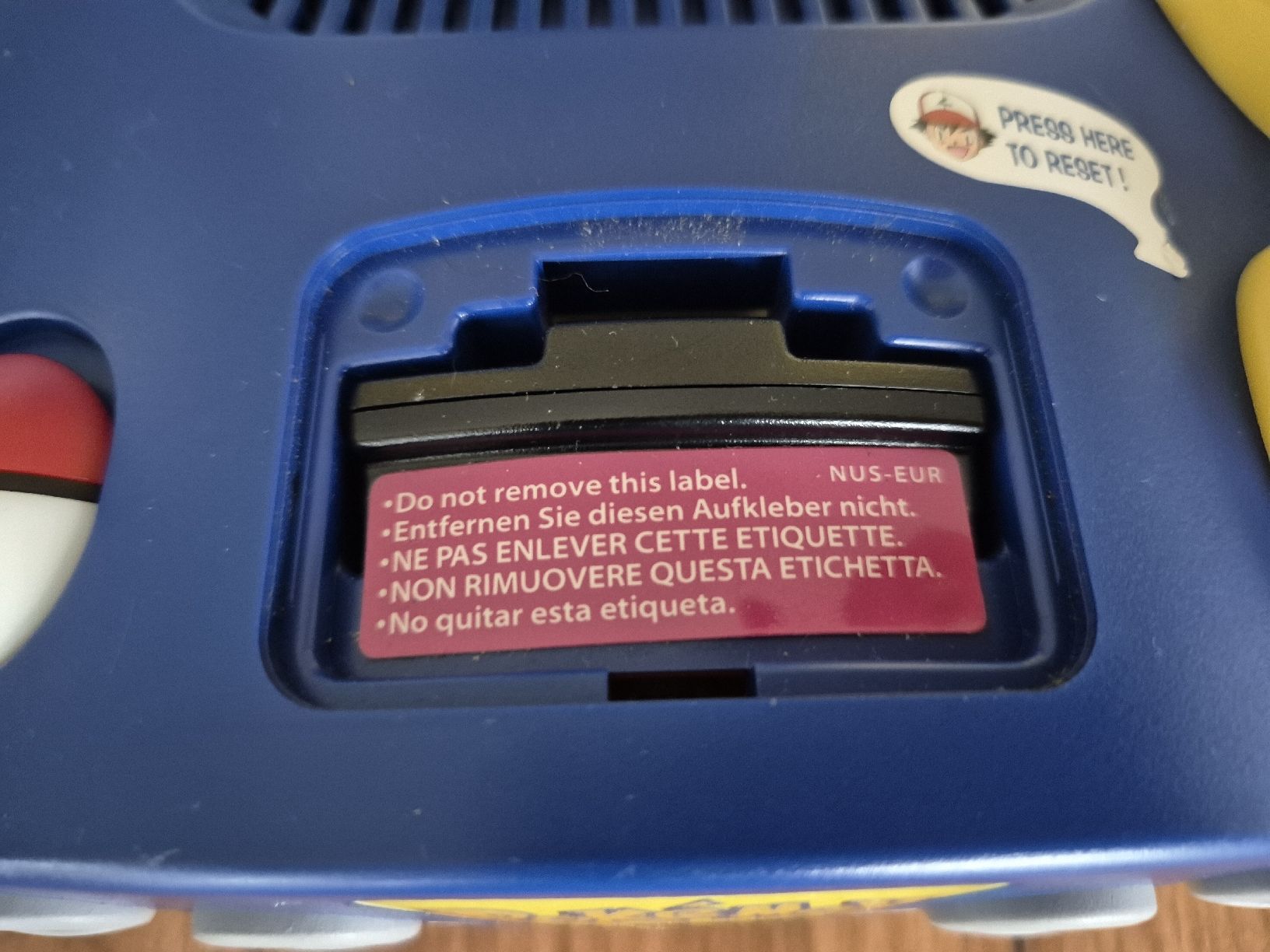 N64 Pokémon OVP complète N64 Pikachu ⚡️ (D'occasion) à Ursy pour CHF ...