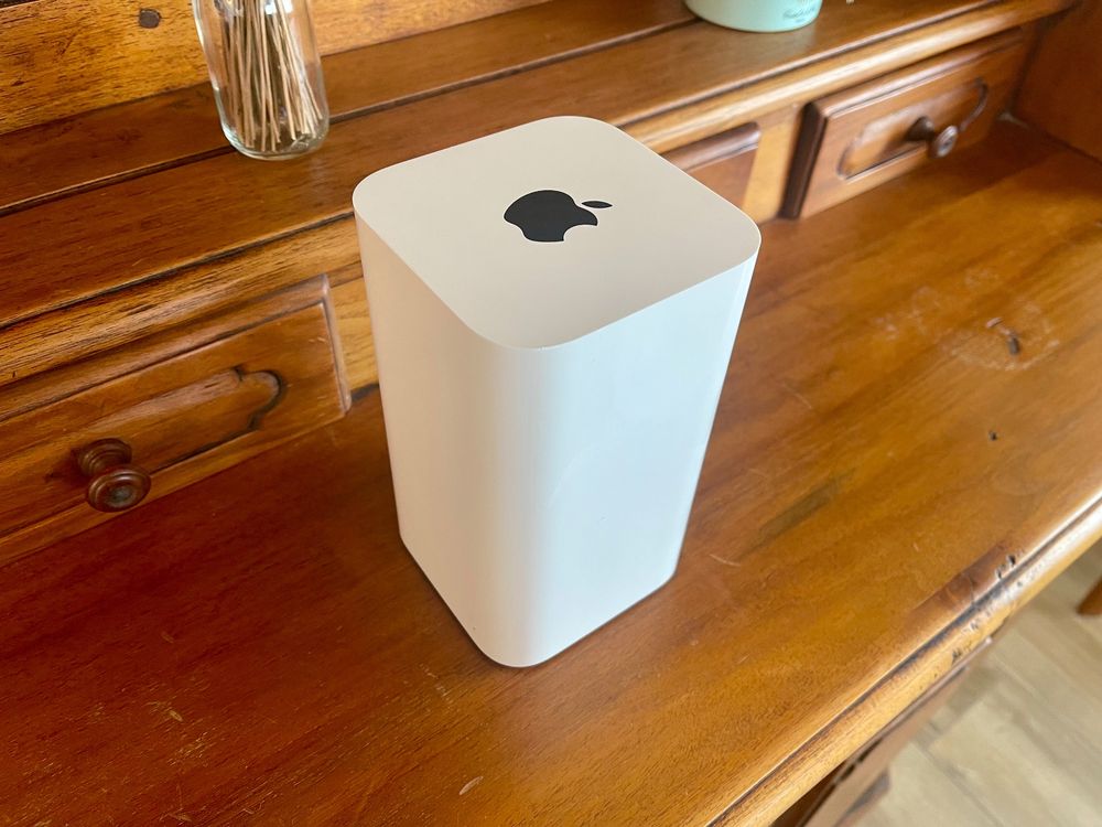APPLE Time Capsule 3 TB, optisch top, aber teildefekt | Kaufen auf Ricardo
