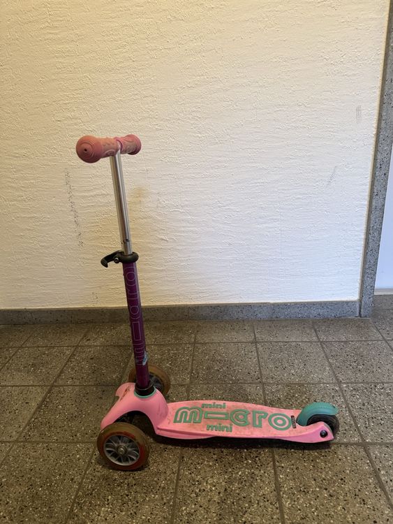Mini Microscooter pink (Gebraucht) in Rüschlikon für CHF 5 – nur Abholung auf Ricardo kaufen