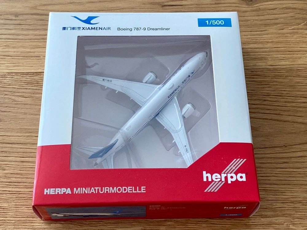 Herpa 1:500 Xiamen Boeing 787-9 (Neu (gemäss Beschreibung)) in Reinach BL für CHF 25 – mit ...