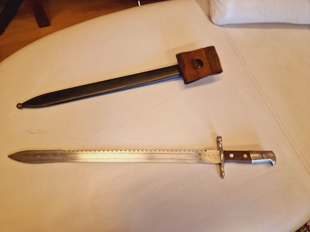 FASCHINENMESSER SCHWEIZER ARMEE (Gebraucht) in BERN für CHF 120 – mit Lieferung auf Ricardo kaufen