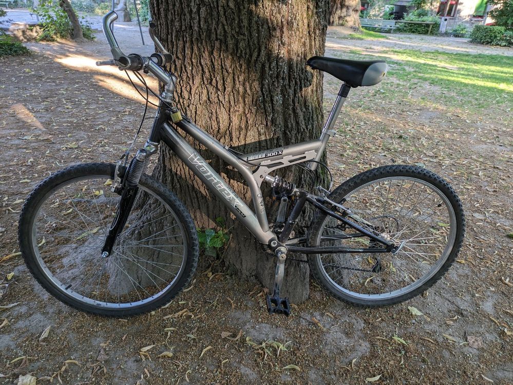 MTB 26 Zoll Vortex Hill 300x Mountainbike (Gebraucht) in Bäch SZ für ...