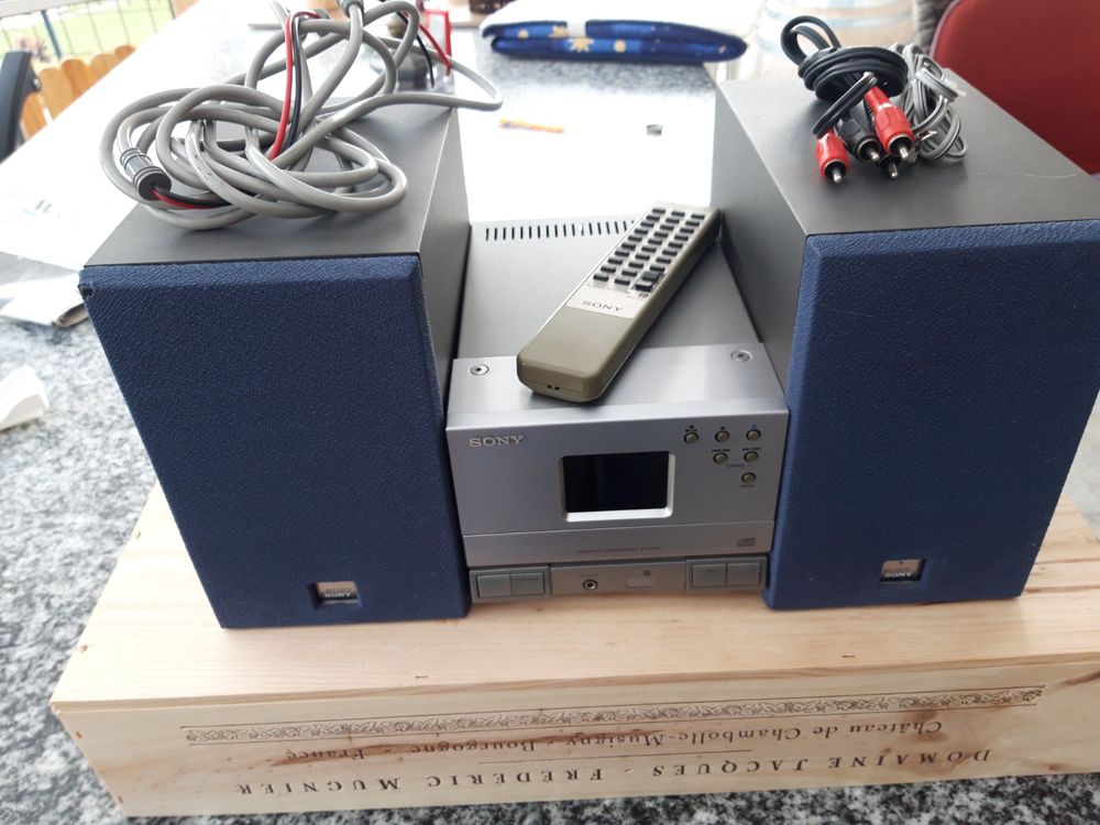 Sony Compact Disc Receiver HCD-T1 Mini Hifi System (Gebraucht) in Bowil ...