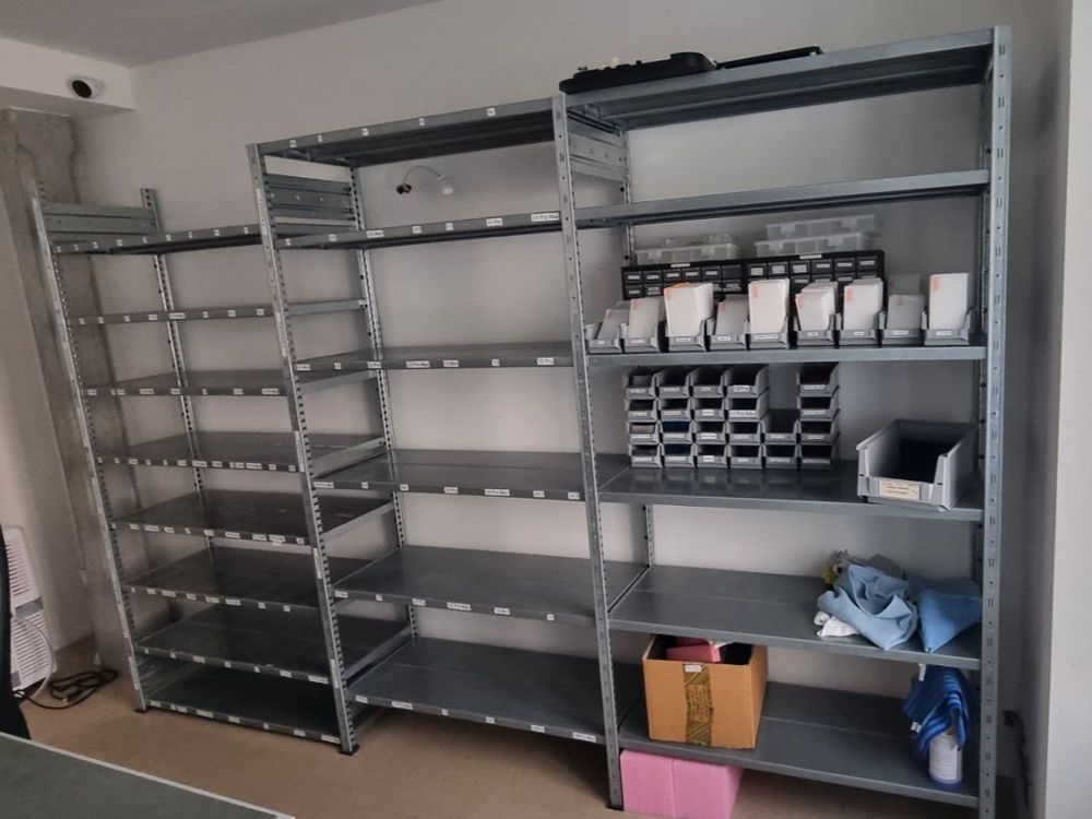 Metallgestell 305x62x200cm (Gebraucht) in Diessenhofen für CHF 275 ...