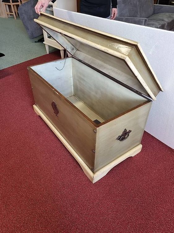 Liquidation de meubles, salons et literie (Neuf (Voir description)) à ...