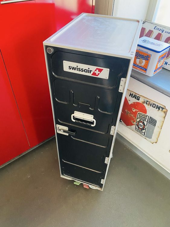 Swissair Airline Trolley (Gebraucht) in Tafers für CHF 600 – nur ...