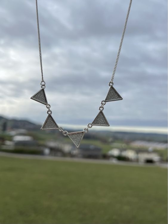 Collier triangles | Kaufen auf Ricardo