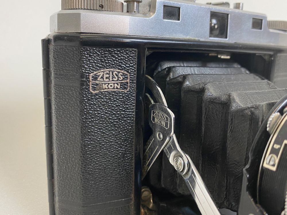 Antike Zeiss Ikon Mess 6x6 zusammenklappbare Kamera mit Fall (Gebraucht) in Meilen für CHF 69 ...