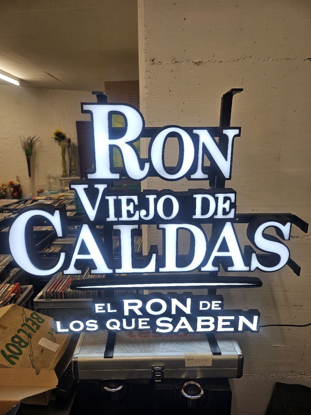 Leuchtreklame LED Sammlerstück, Bar Deko Rum Licht (Neu und ...