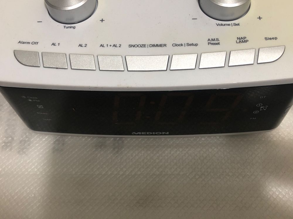 Medion Clockradio md 44873 (Gebraucht) in Biel-Bienne für CHF 10 – mit Lieferung auf Ricardo kaufen