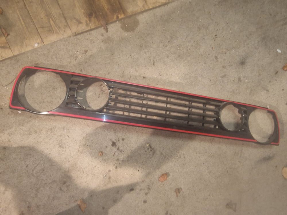 Vw Golf 2 Kühlergrill (Gebraucht) in Oensingen für CHF 3 – nur Abholung ...