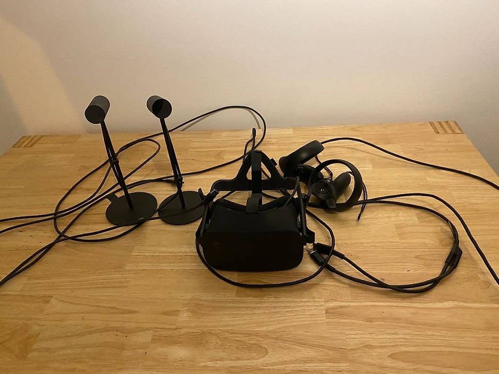 Meta/Oculus Rift CV1 - Brille + 2 Controller + 2 Sensoren | Kaufen auf ...