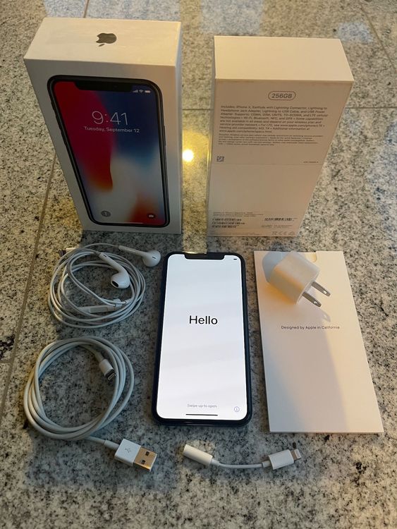 Apple iPhone X, Space Grey, 256GB & original box. | Kaufen auf Ricardo