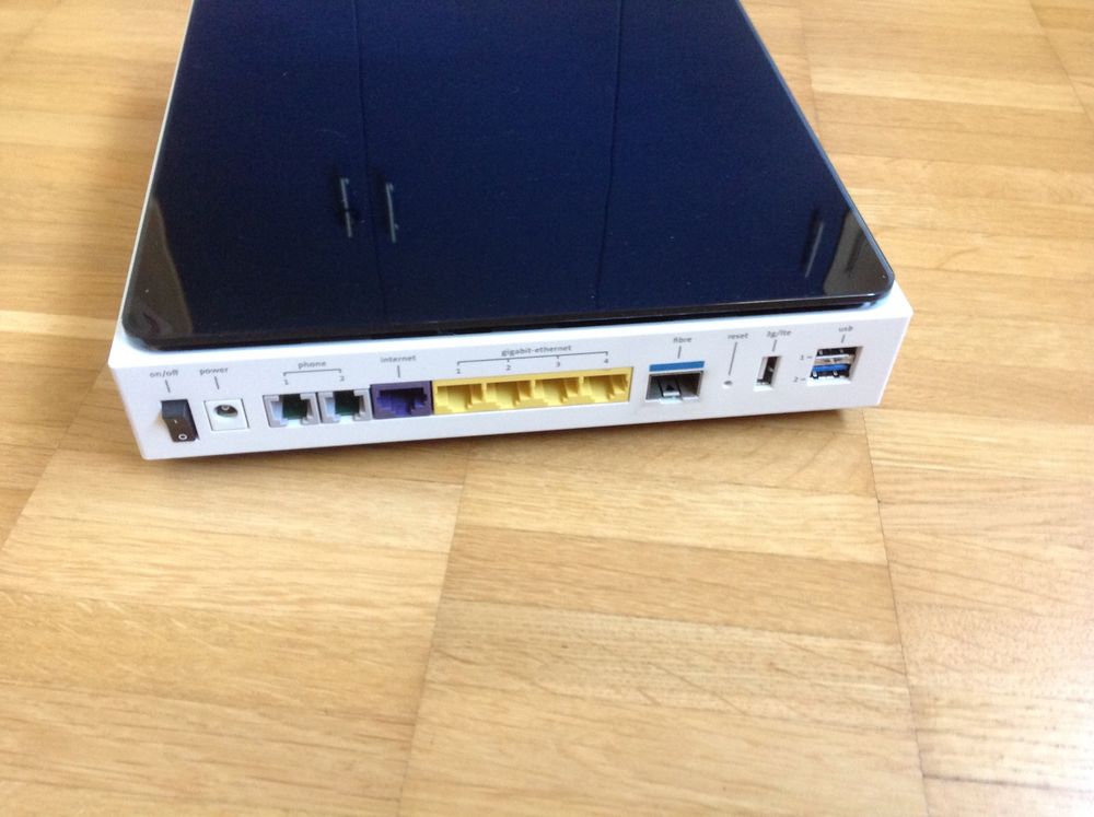 Internet Box Plus Swiccom (Gebraucht) in Riva San Vitale für CHF 1 – mit Lieferung auf Ricardo ...