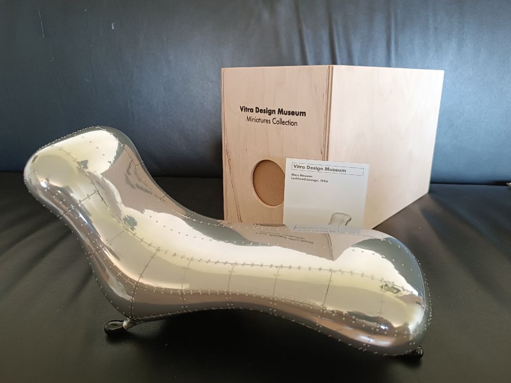 Vitra Miniatur Lockheed Lounge, Marc Newson 1986 (Neu und ...