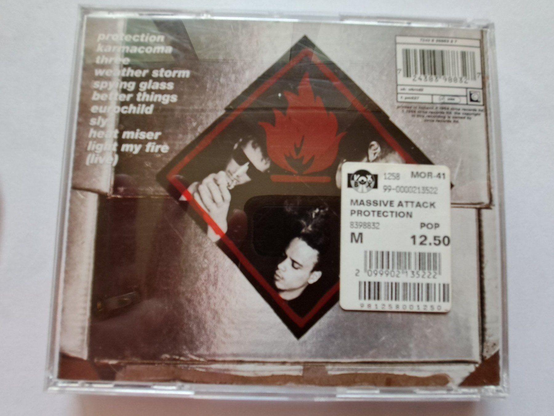 Cd Massive Attack - Protection (D'occasion) à Pully pour CHF 5 – avec livraison | Acheter sur ...
