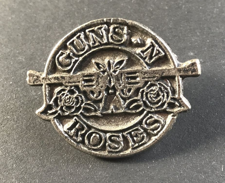PIN GUNS N ROSES (Gebraucht) in Ostermundigen für CHF 8.8 – mit ...