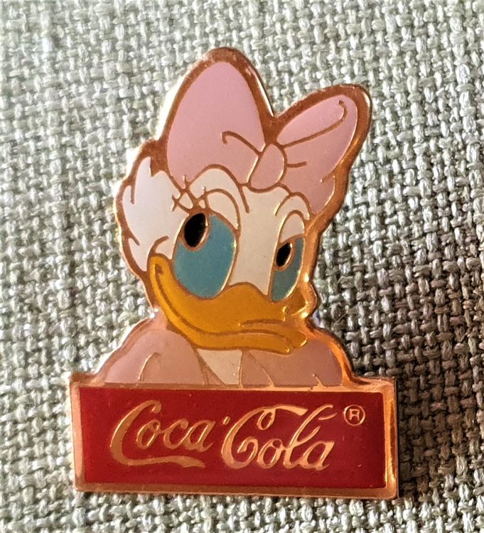 J764 - Pin Coke Coca Cola Walt Disney Figur (Gebraucht) in Reinach BL ...