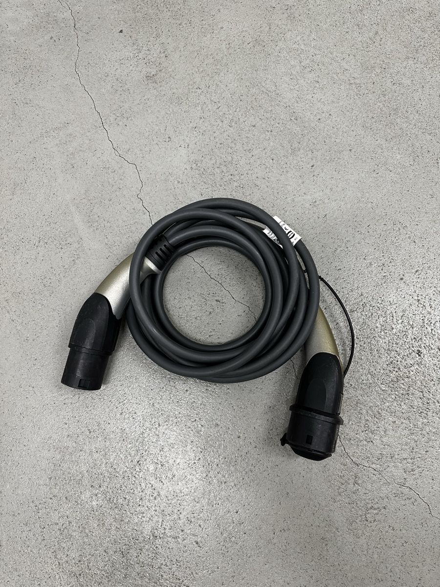 Ladekabel Typ 2 Elektroauto e-Auto Plug-in Hybrid MODE 3 (Gebraucht) in ...