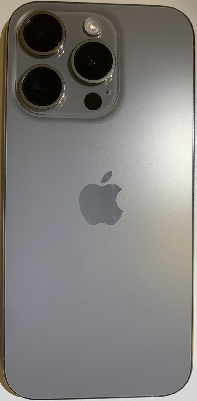 Iphone 15 Pro/256 Gb (Gebraucht) in Bulle für CHF 350 – mit Lieferung ...