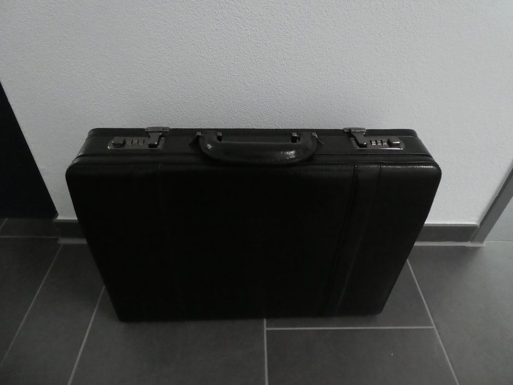 Höhenverstellbarer Aktenkoffer Echtleder genarbt schwarz | Kaufen auf ...