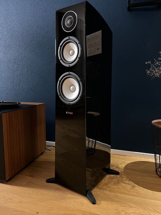 Yamaha NS F-700 und NS SW700 (Gebraucht) in Rain für CHF 300 – nur ...