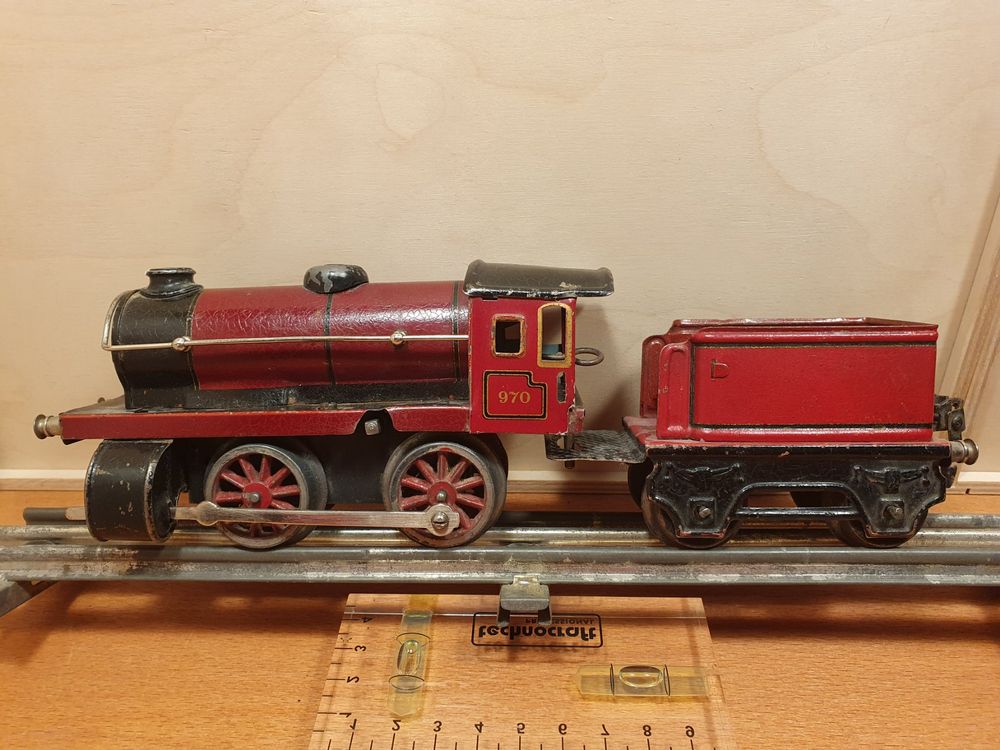 Antike Märklin 970 Uhrwerklokomotive in Spur 0. (Defekt) in für CHF 26 ...