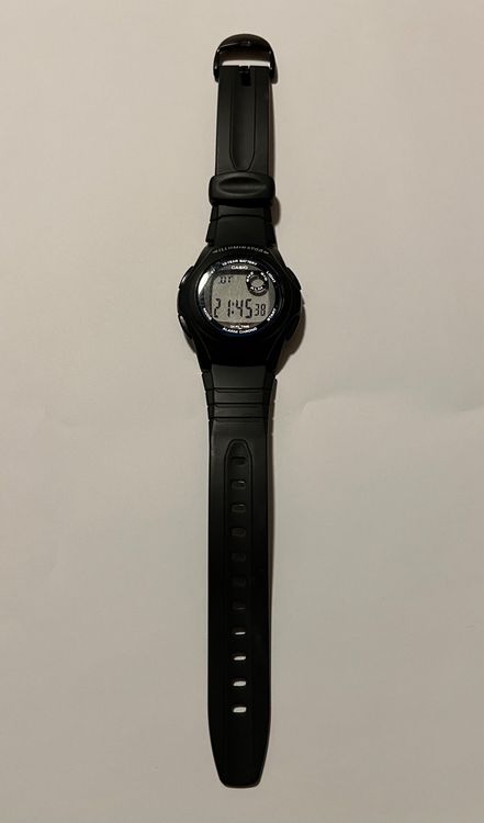 Casio F-200 (Gebraucht) in Aarau für CHF 1 – nur Abholung auf Ricardo ...