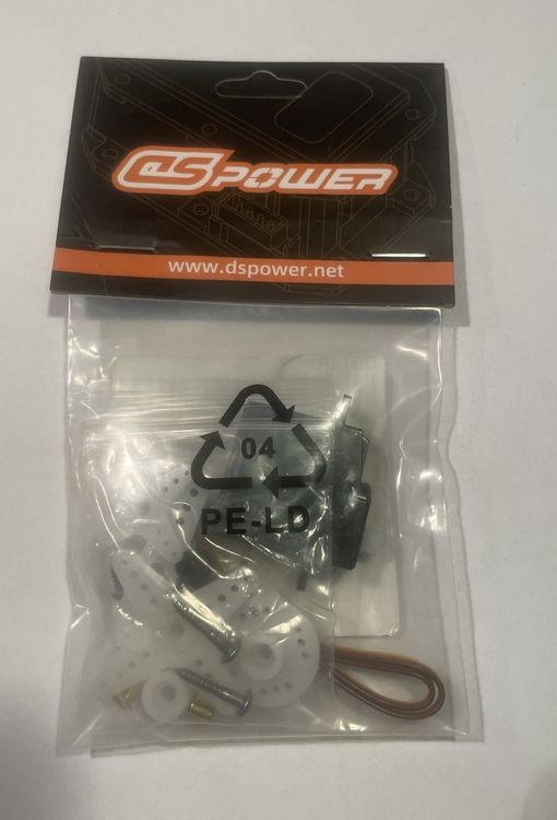 DSPOWER 17g Digital Servo Kunststoffgetriebe mit JR Stecker (Neu und ...