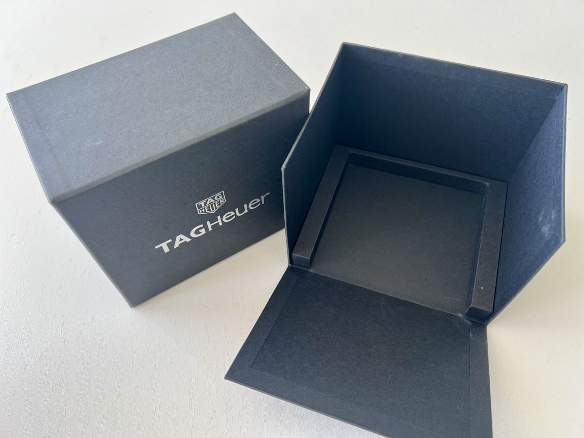 TAG HEUER modern standard watch box, with outerbox (Neu und ...