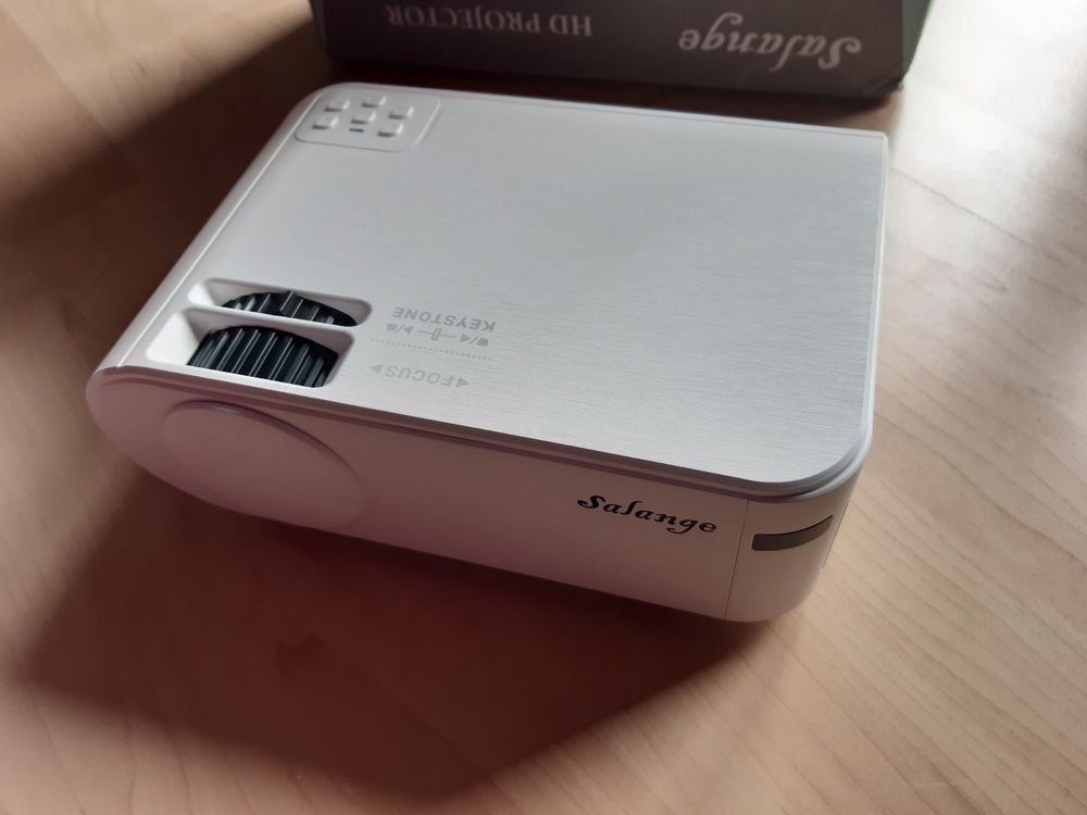 Salange HD Projektor Neu (Neu und originalverpackt) in Einsiedeln für ...