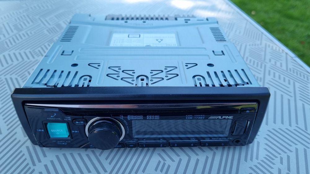 Alpine Autoradio CDE - 173 BT | Kaufen auf Ricardo