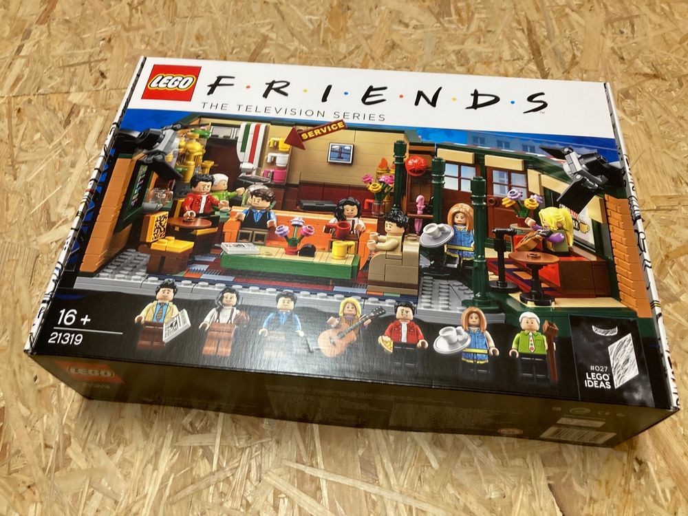 LEGO Ideas - Friends: Central Perk (21319) (Neu und originalverpackt) in Brunnen für CHF 54 ...