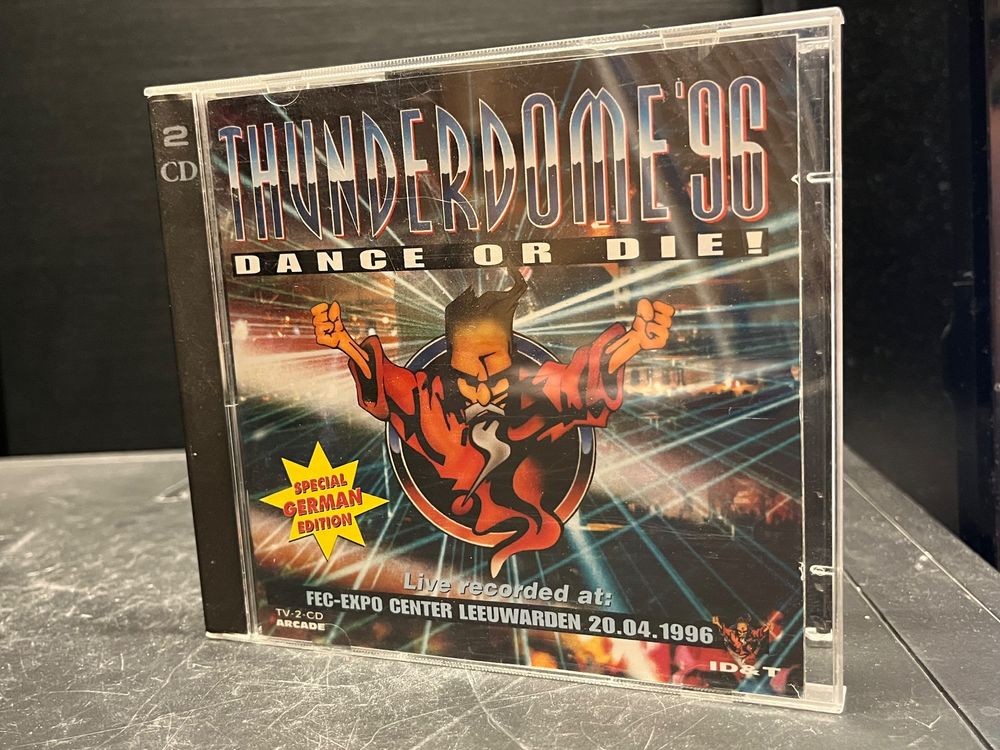 Thunderdome '96 - SRA04A | Kaufen auf Ricardo